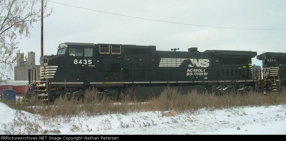 NS 8435